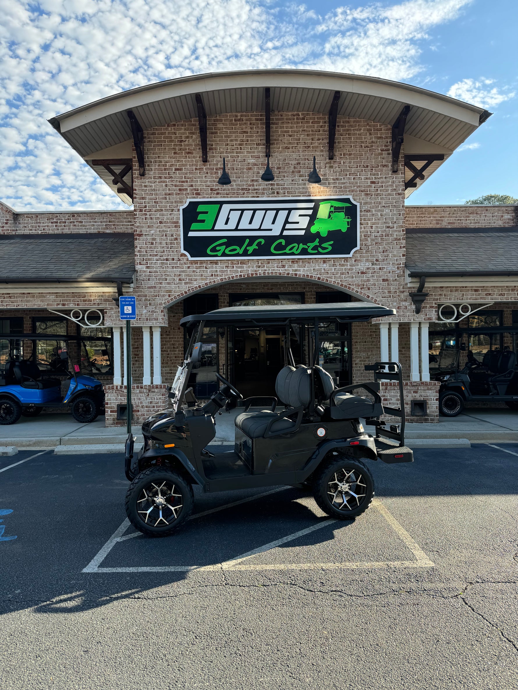 DENAGO | 3 Guys Golf Carts